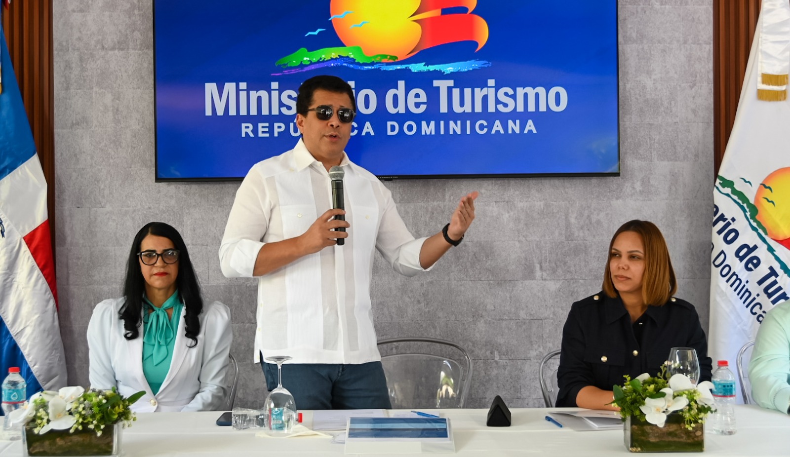 Turismo inicia reconstrucción parque Anacaona, en Constanza con ...